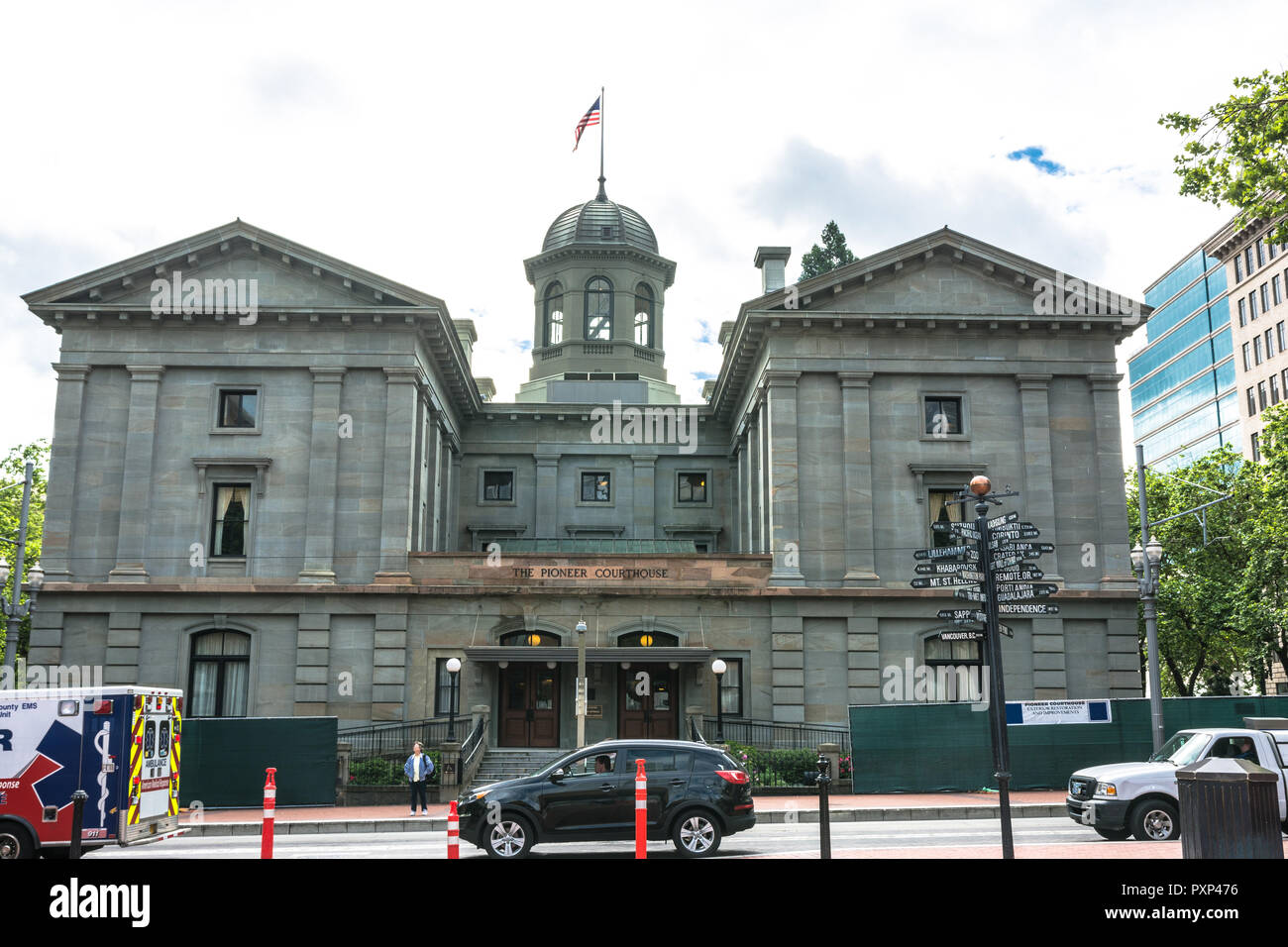 Portland,Oregon,USA - June 9, 2017 : View of the Pioneer Courthouse in ...