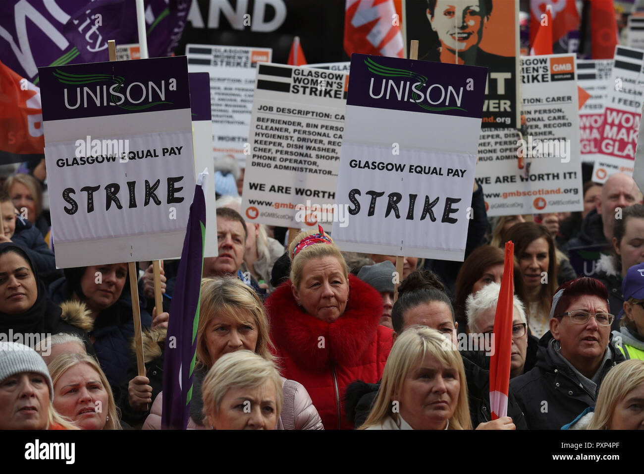 Strikers Outside Glasgow Councils City Chambers In George Square For A