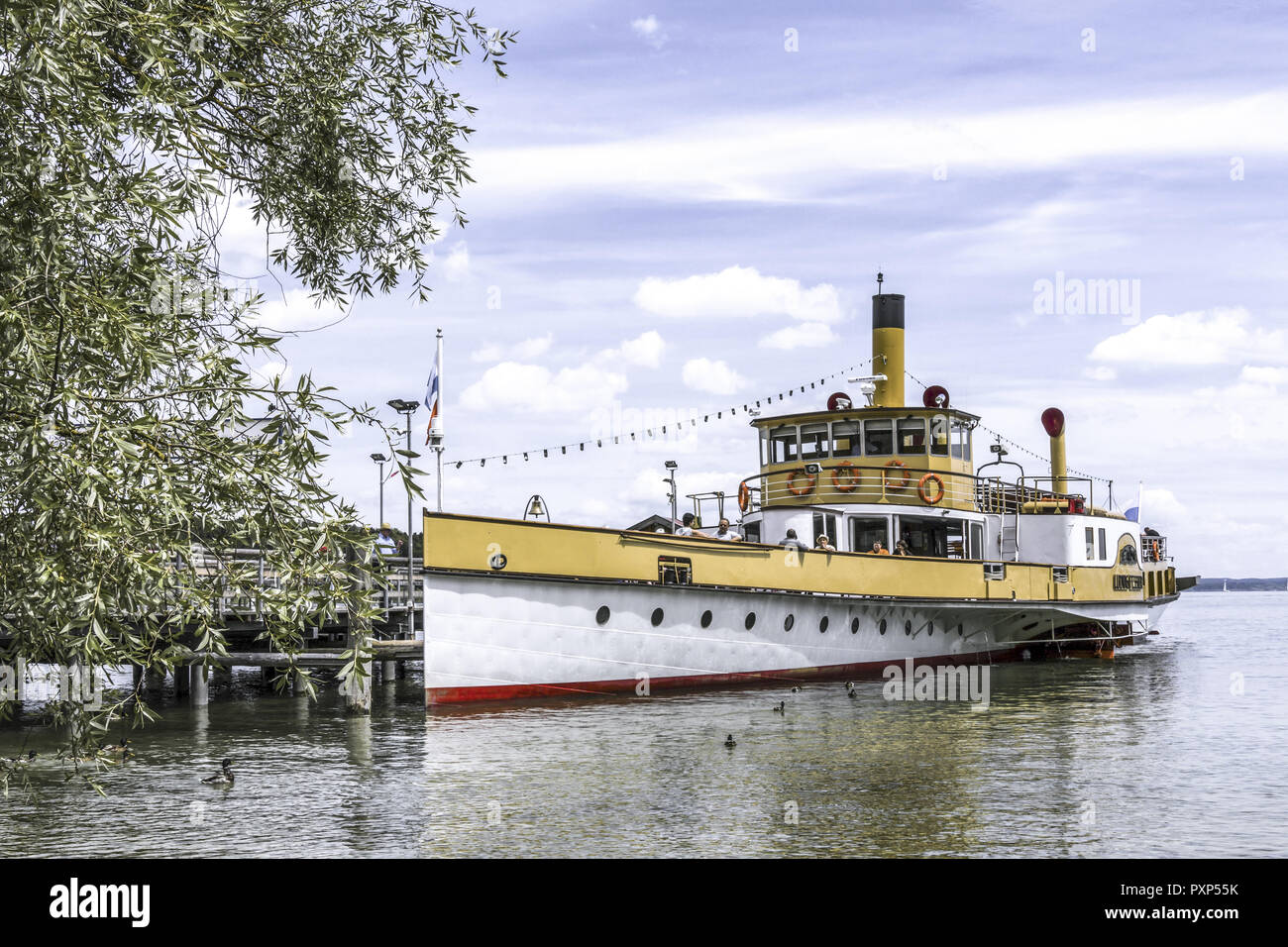 Steamboat footbridge hi-res stock photography and images - Alamy