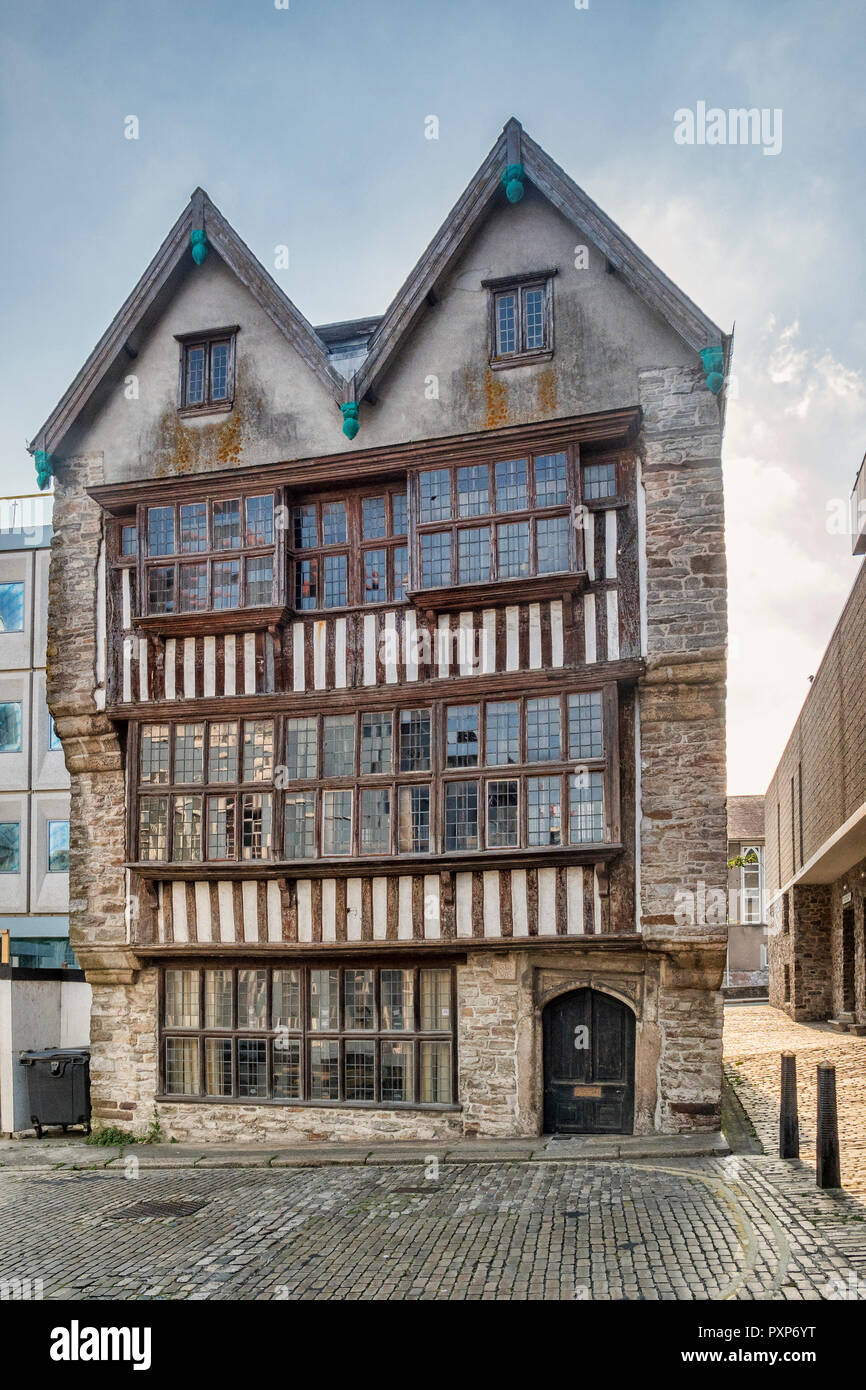 The Merchant's House is a 16th/17th Century house in Plymouth, Devon ...