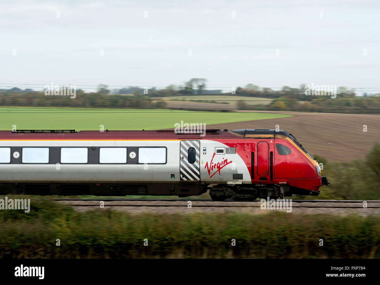 Virgin train livery hi-res stock photography and images - Alamy