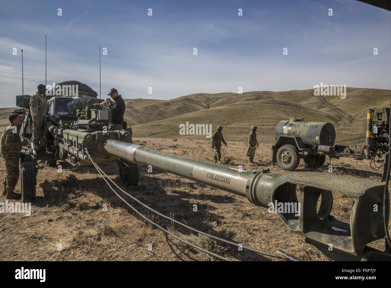 U.S. Army Soldiers from the 2-17 Field Artillery and Felise Ropati ...