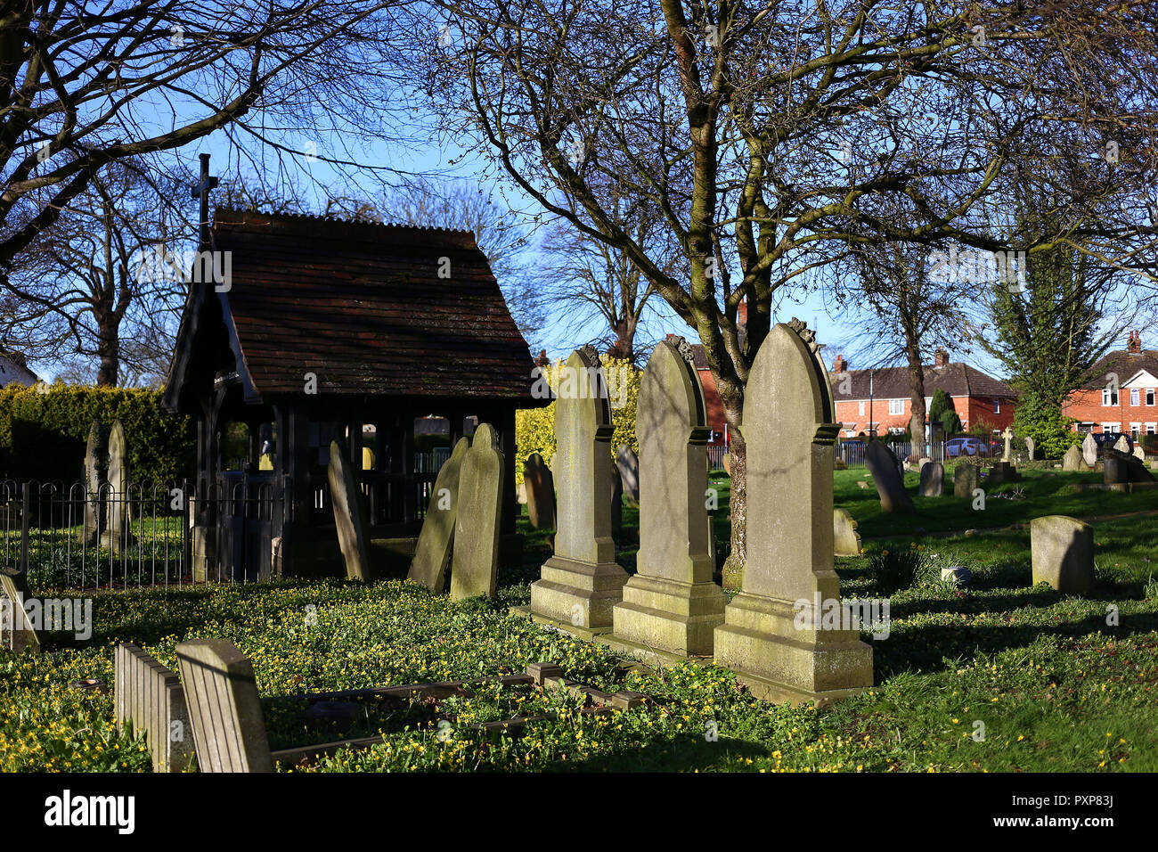 Graveyard entrance in Lincoln, England Stock Photo - Alamy