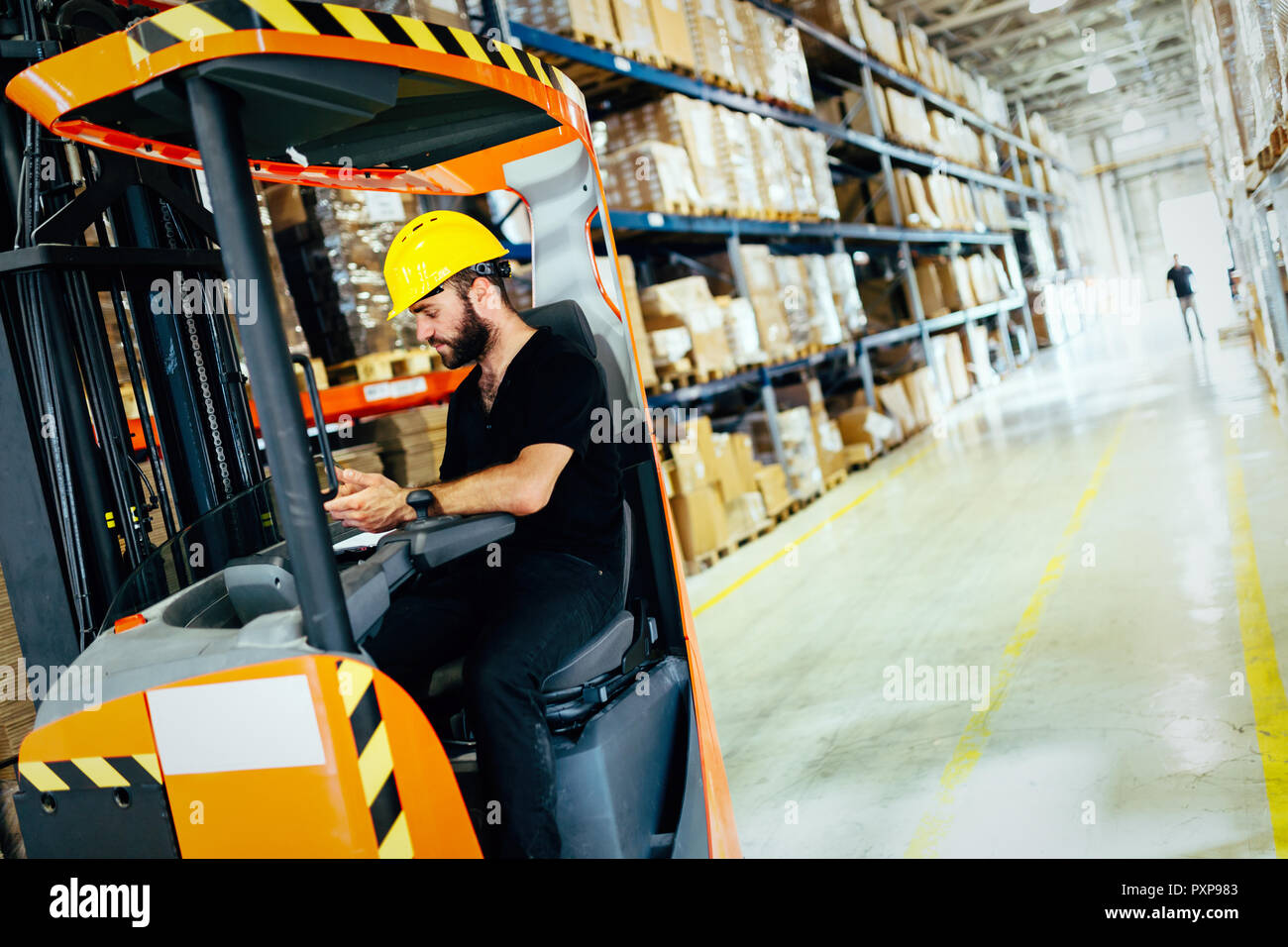 Logistics and transport hi-res stock photography and images - Alamy