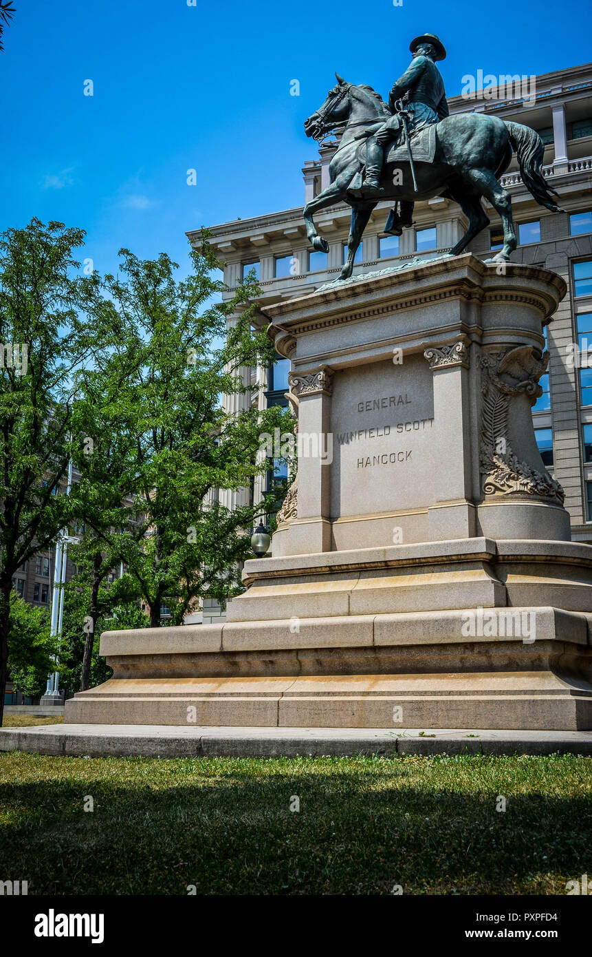 Statue general winfield scott hi-res stock photography and images - Alamy