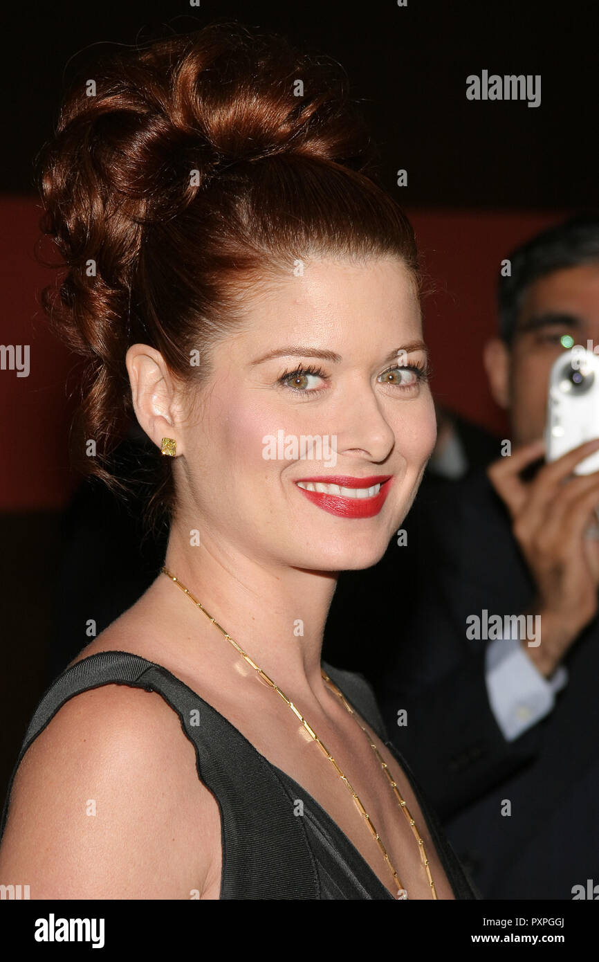 Debra messing 2006 hi-res stock photography and images - Alamy