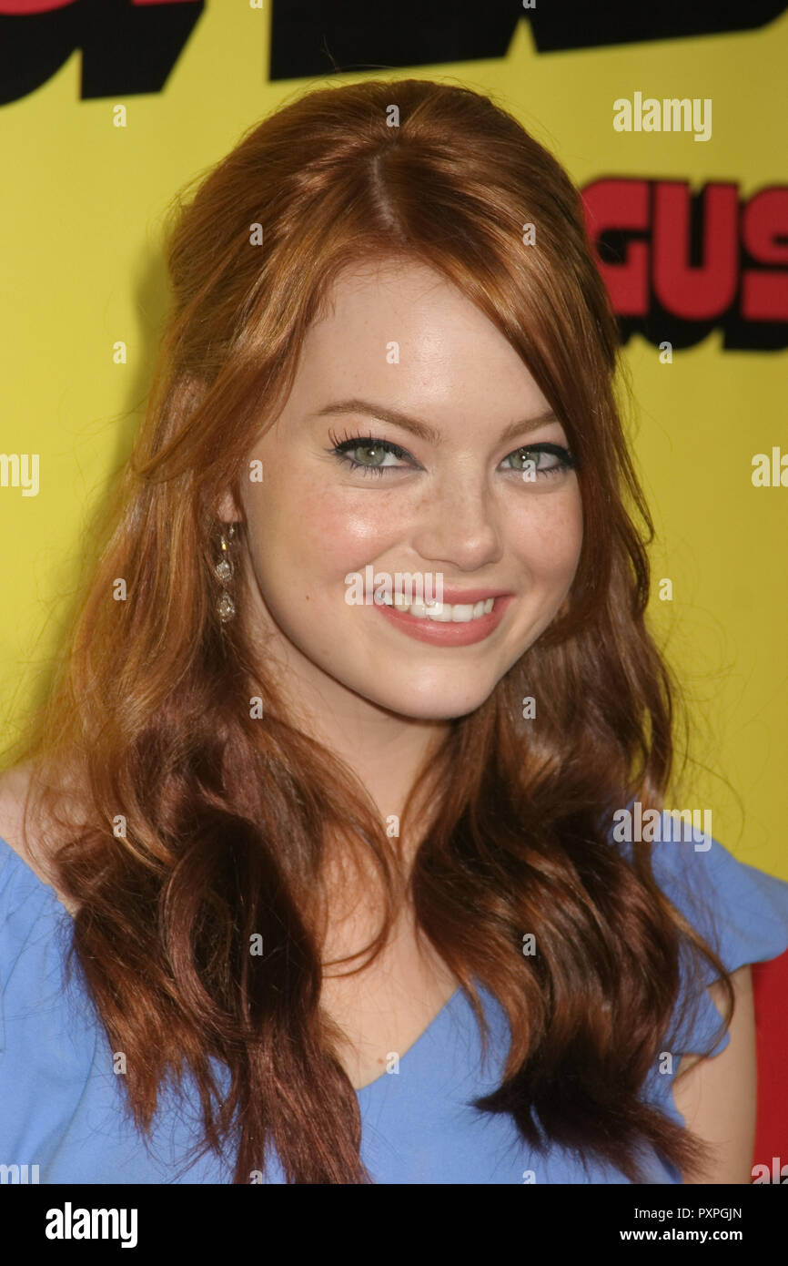 Emma Stone 08/13/07 "Superbad" @ Mann's Chinese Theatre, Hollywood ...