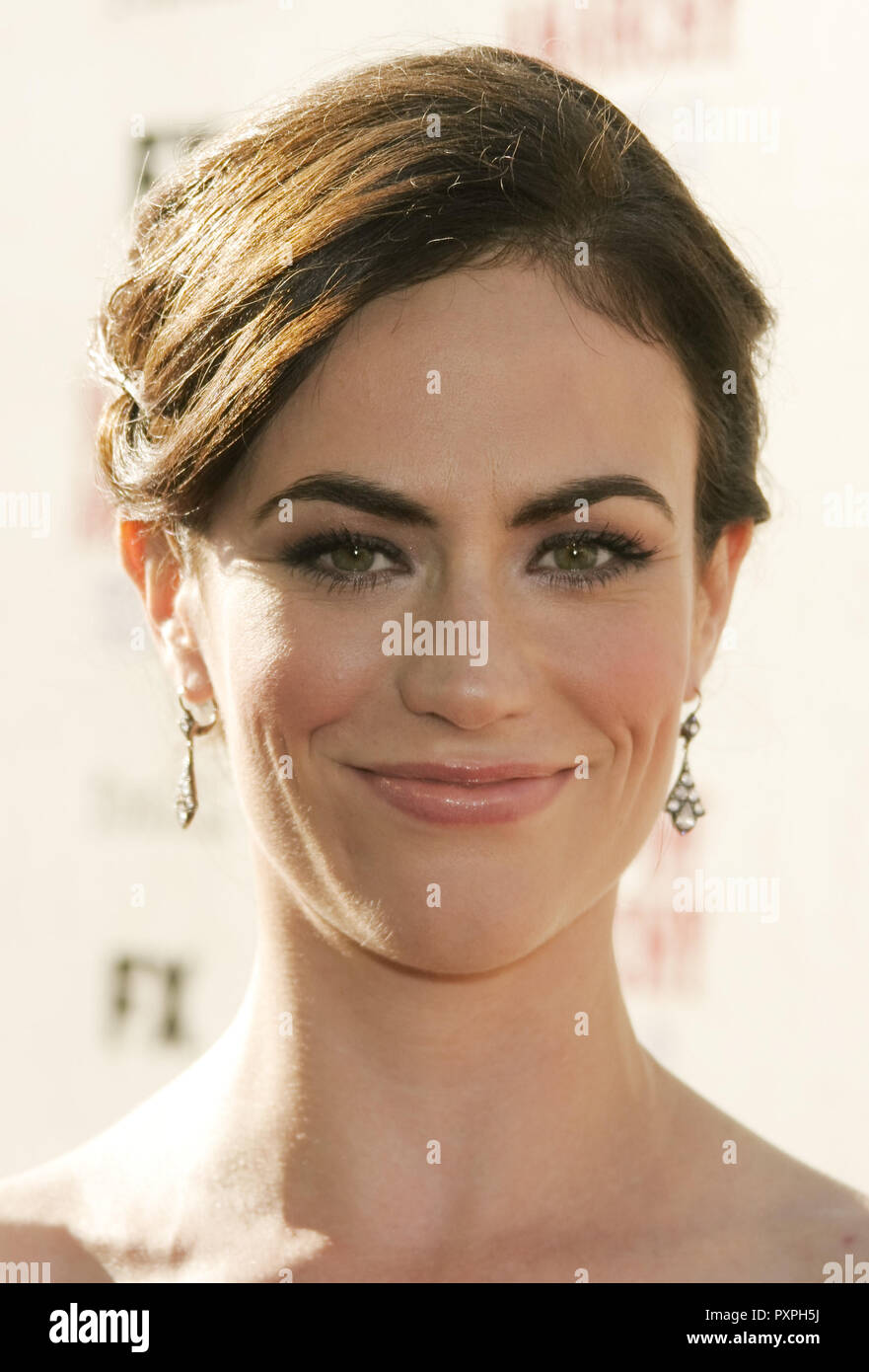 Maggie Siff's Instagram, Twitter & Facebook on IDCrawl