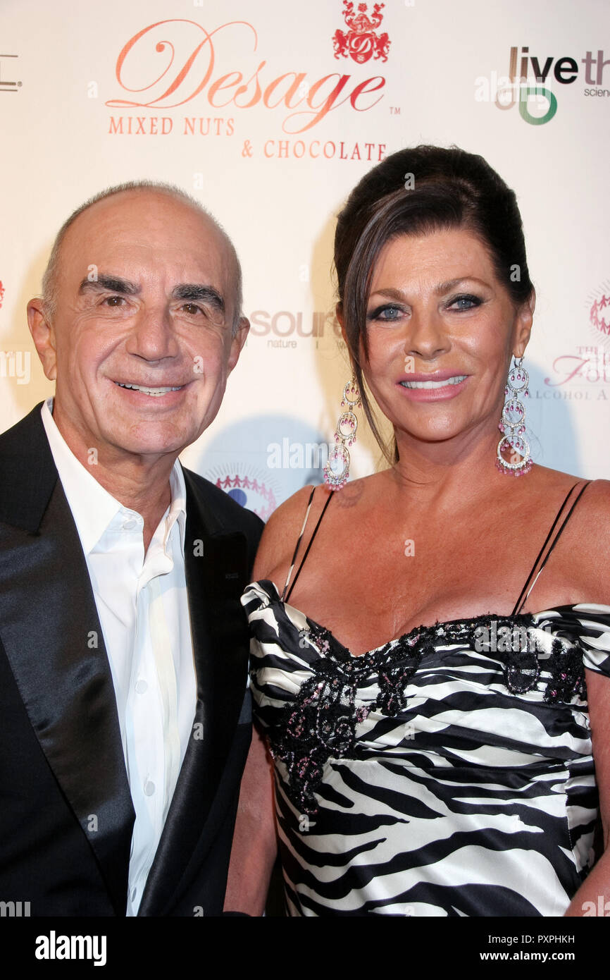 Robert Shapiro, Linell Shapiro 09/12/09 "Summer Spectacular Event to ...