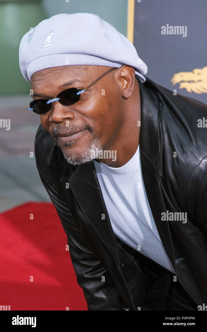 Samuel jackson samuel jackson hand hi-res stock photography and images ...