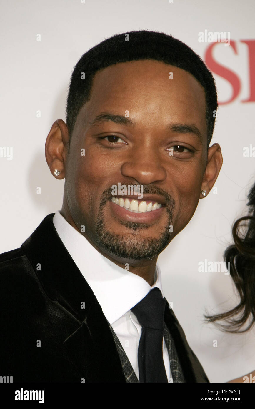 Will Smith 12/16/08 "Seven Pounds" Premiere @ Mann Village Theatre ...