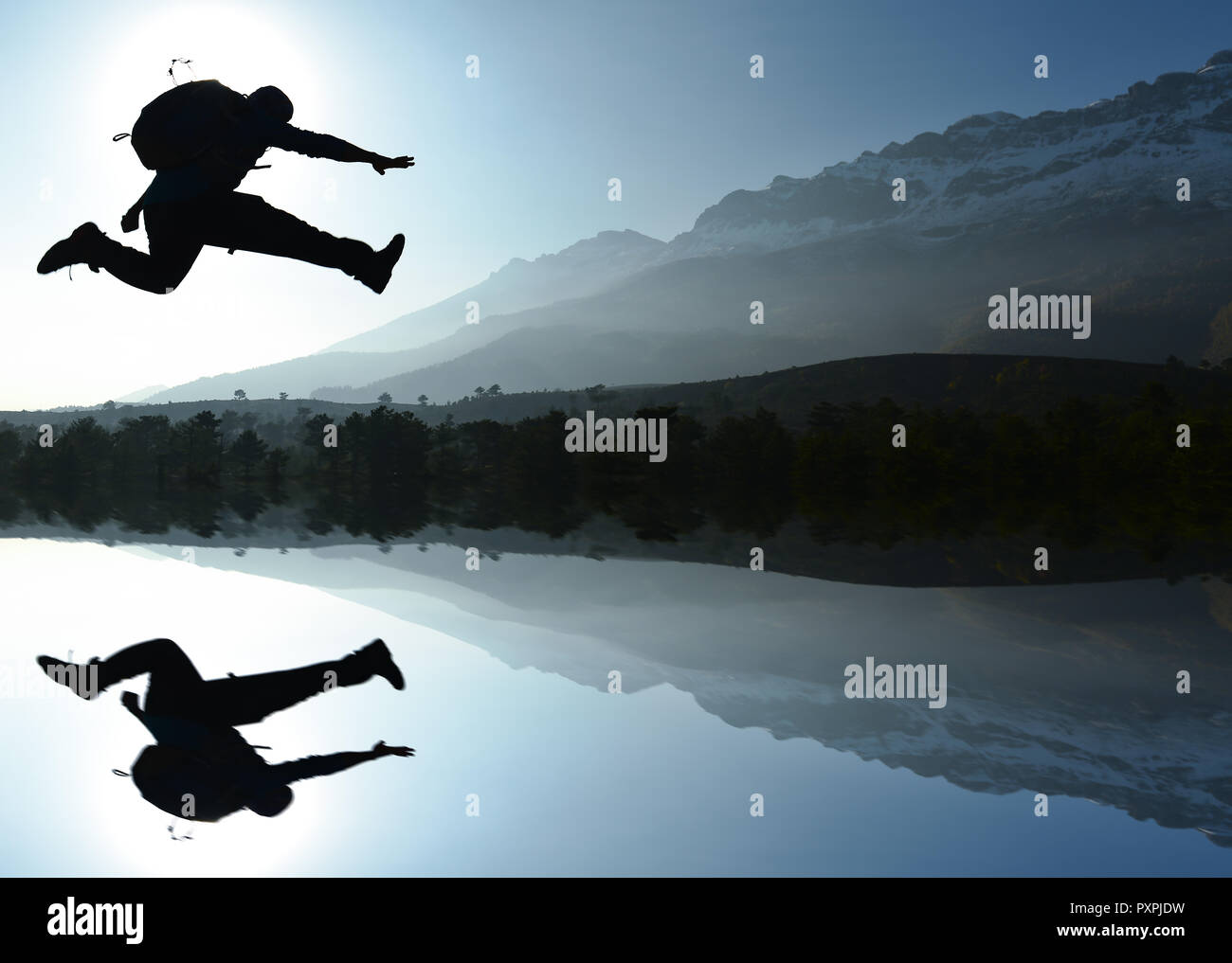 Resourceful man hi-res stock photography and images - Alamy