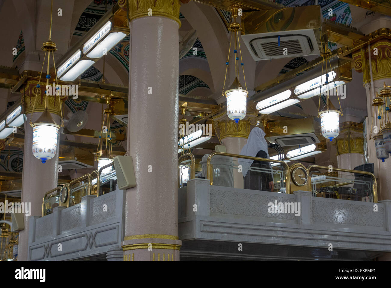 Inside Masjid Al Nabawi