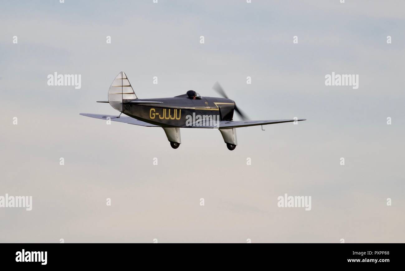 Chilton monoplane hi-res stock photography and images - Alamy