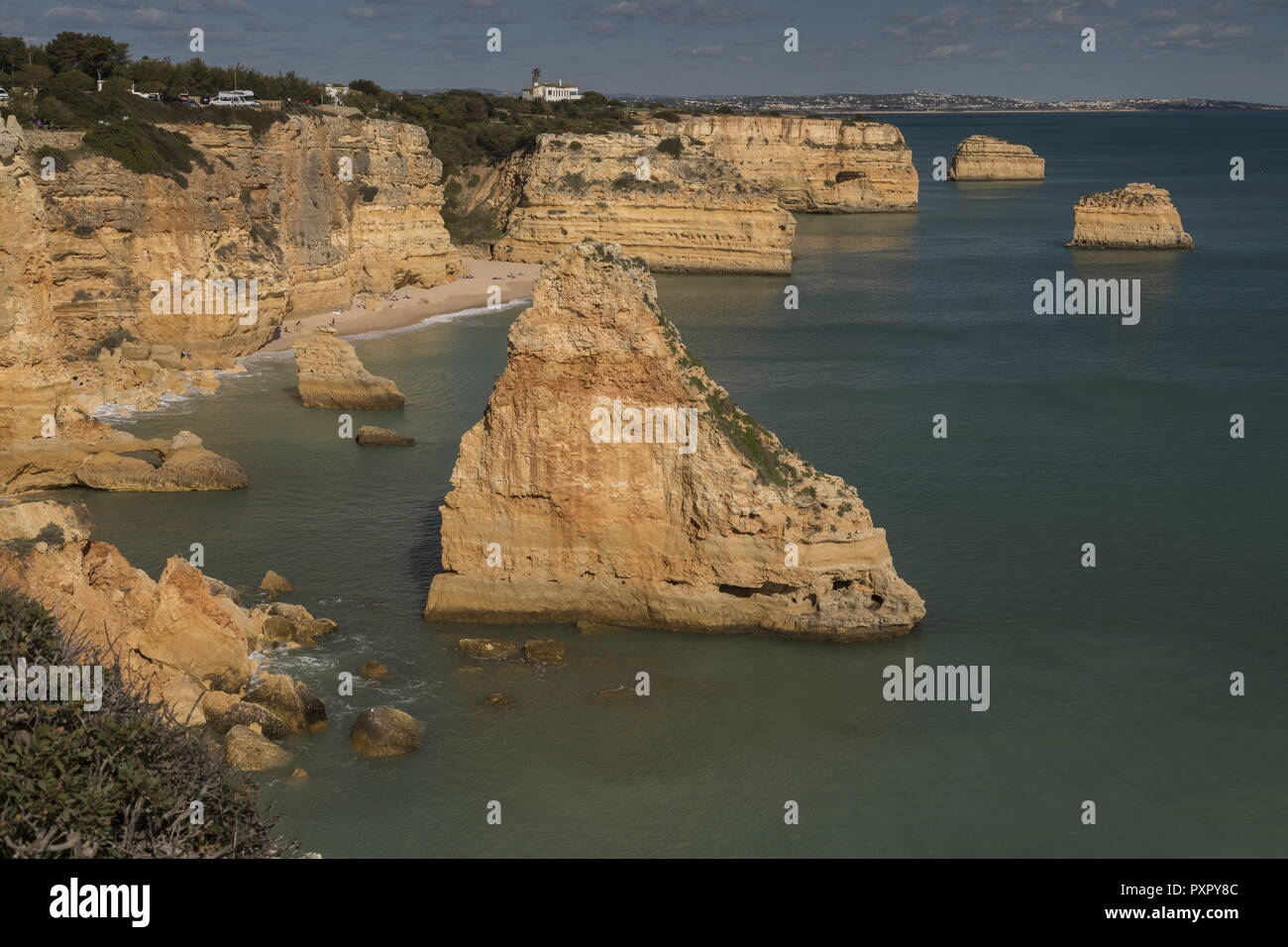 Praia de benagil beach hi-res stock photography and images - Alamy