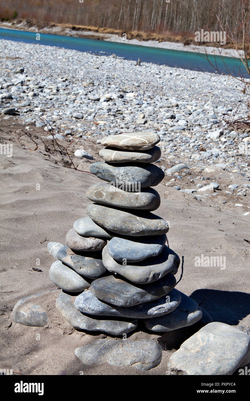 Zen stone tower hi-res stock photography and images - Alamy