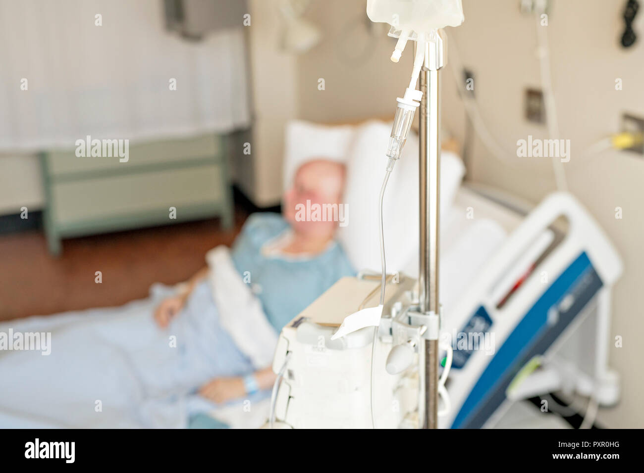 Cancer suffering hi-res stock photography and images - Alamy