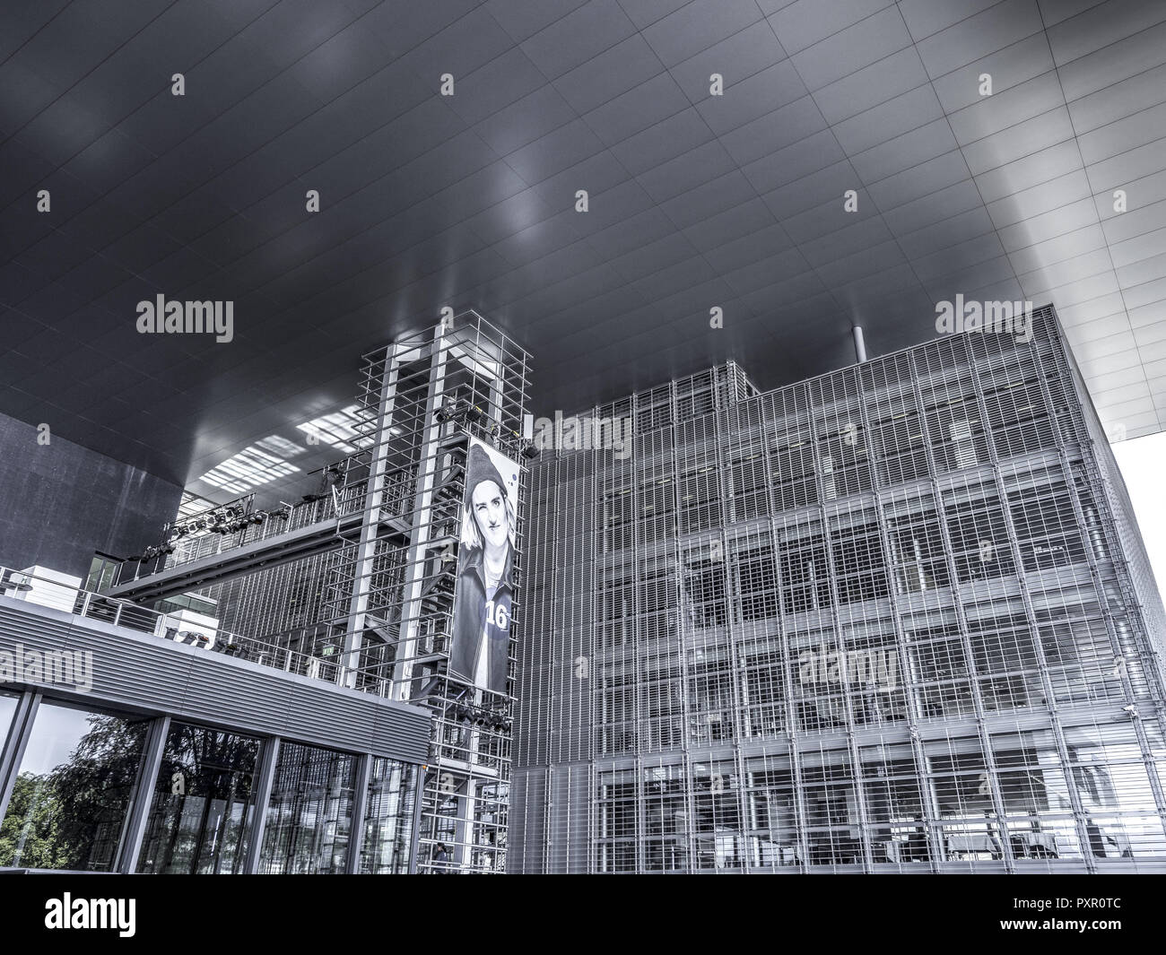 Kkl building lucerne hi-res stock photography and images - Alamy