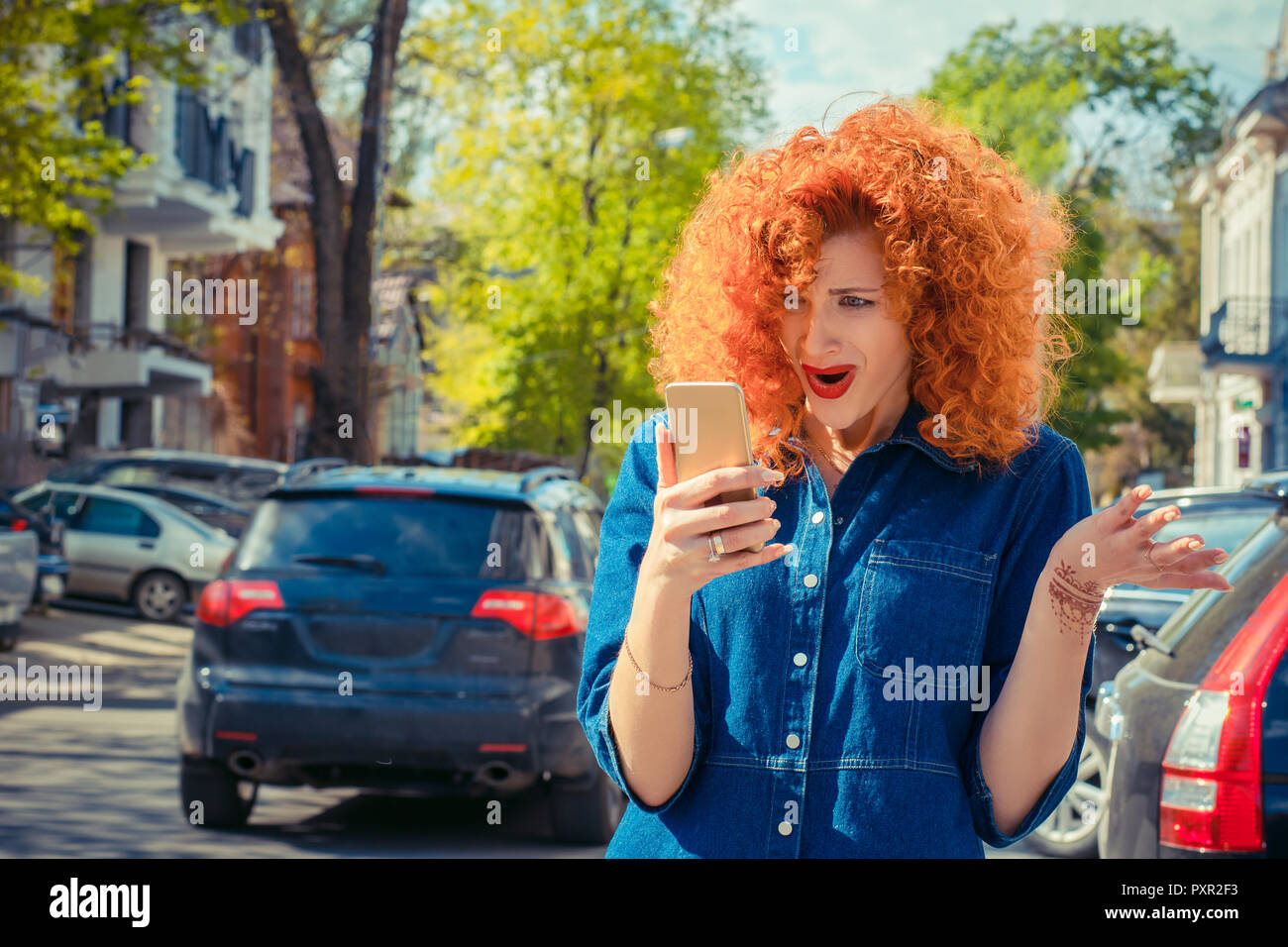 Girl scared hair bad hi-res stock photography and images - Alamy