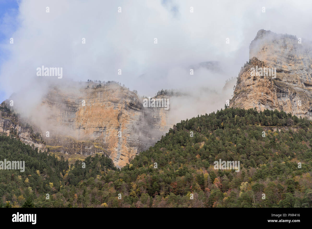 Monte perdido national park hi-res stock photography and images - Alamy