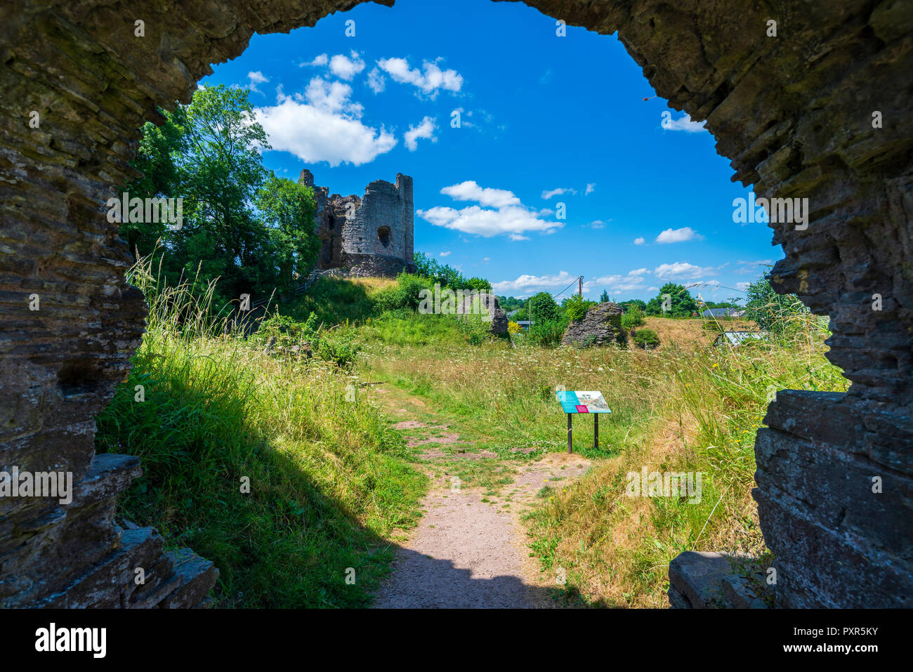 Longtown castle hi-res stock photography and images - Alamy