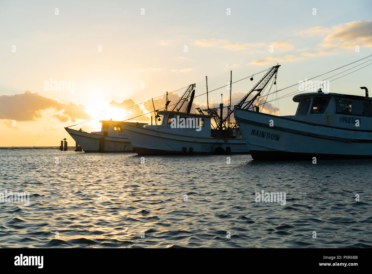 Fulton harbor sunrise Stock Photo - Alamy