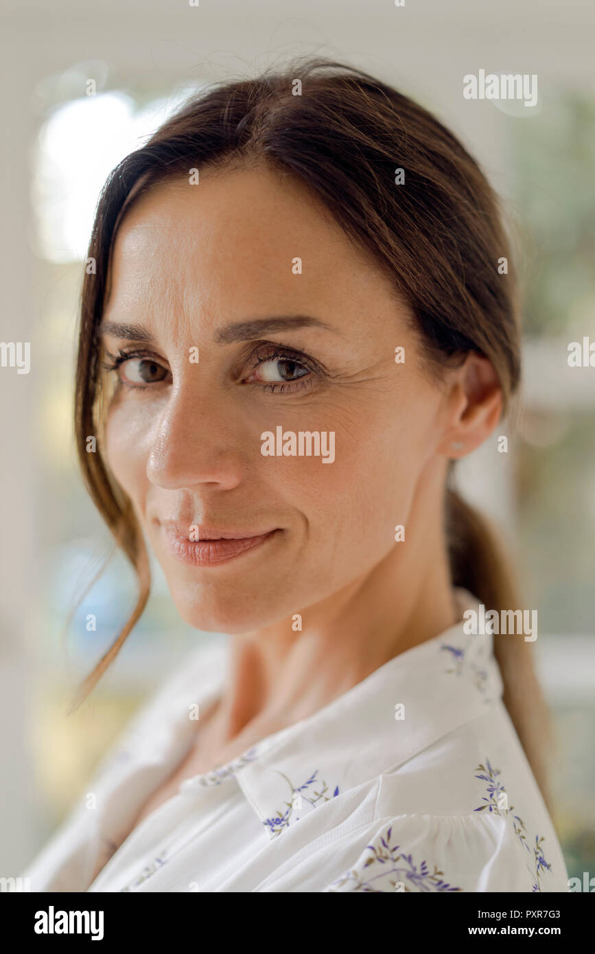 Mature woman face close ups hi-res stock photography and images - Alamy