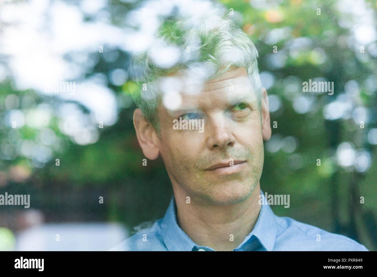 Pensive man backlight hi-res stock photography and images - Alamy