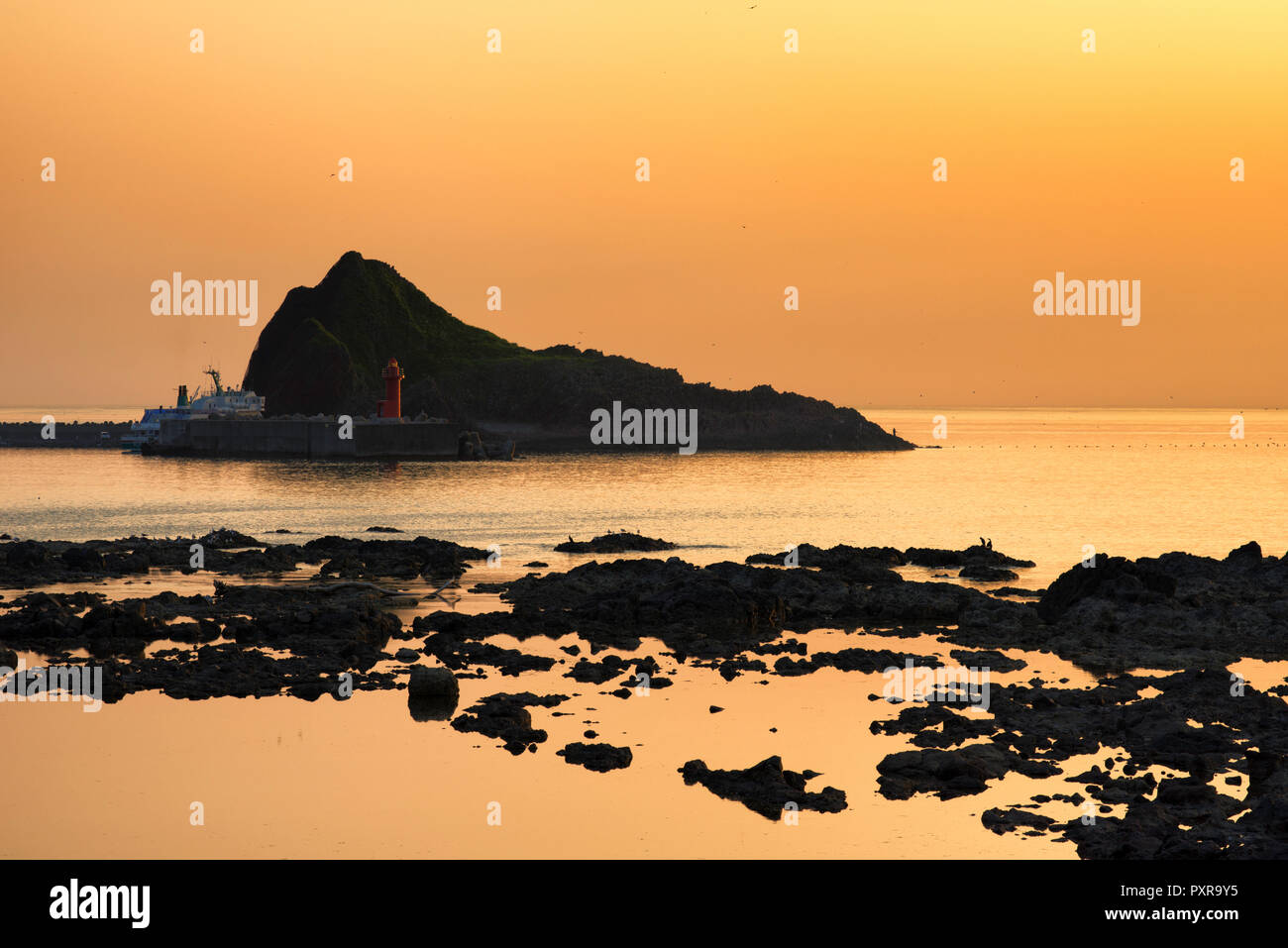 Radiant outdoor scenery hi-res stock photography and images - Alamy