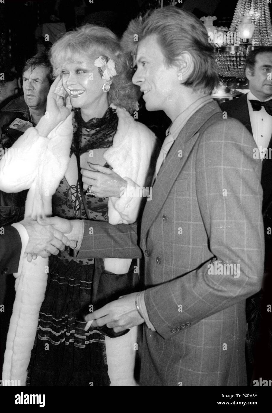 Monique Van Vooren David Bowie 1977 Photo By Adam Scull/PHOTOlink.net Stock Photo - Alamy