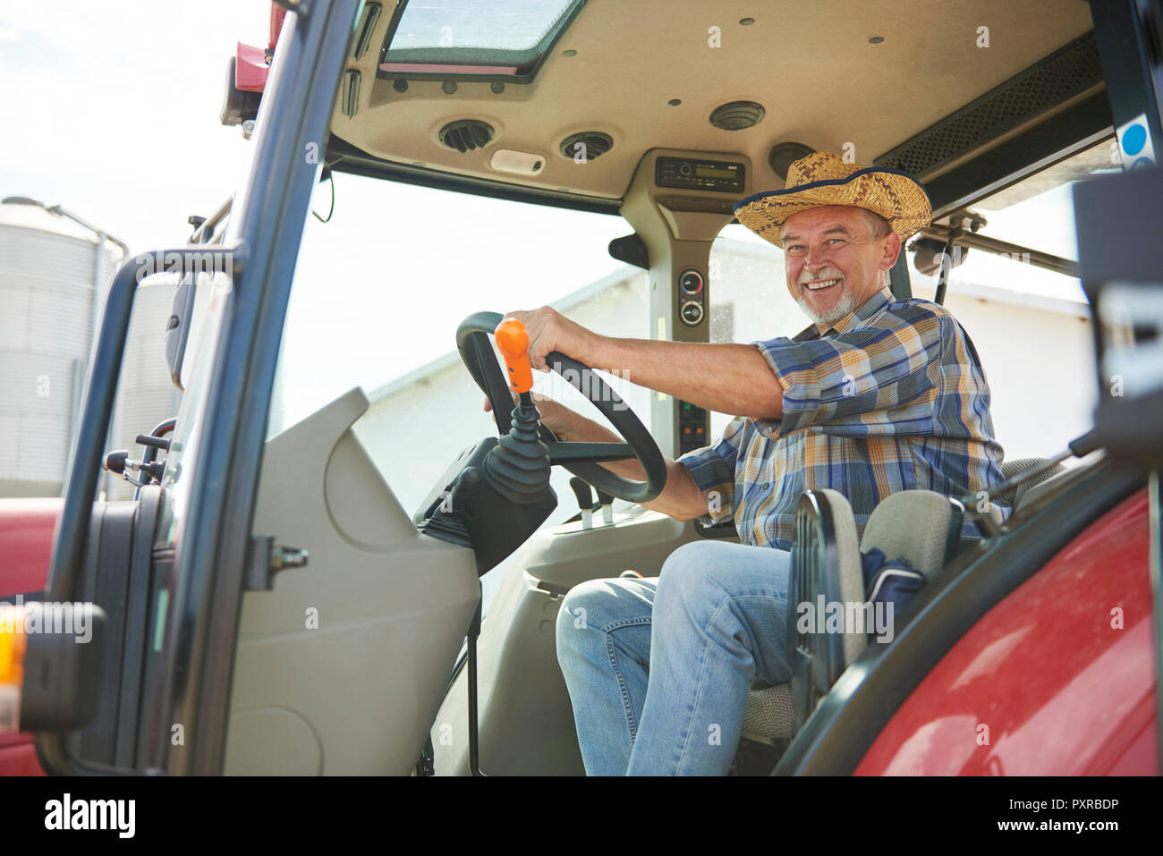 Farmer portrait tractor hi-res stock photography and images - Alamy