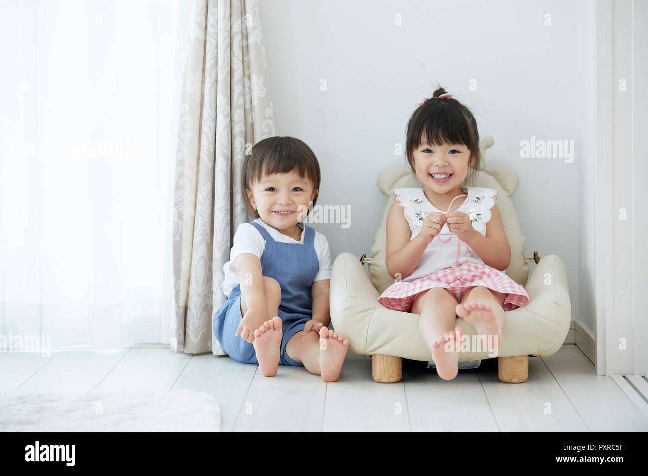 Japanese kids at home Stock Photo - Alamy
