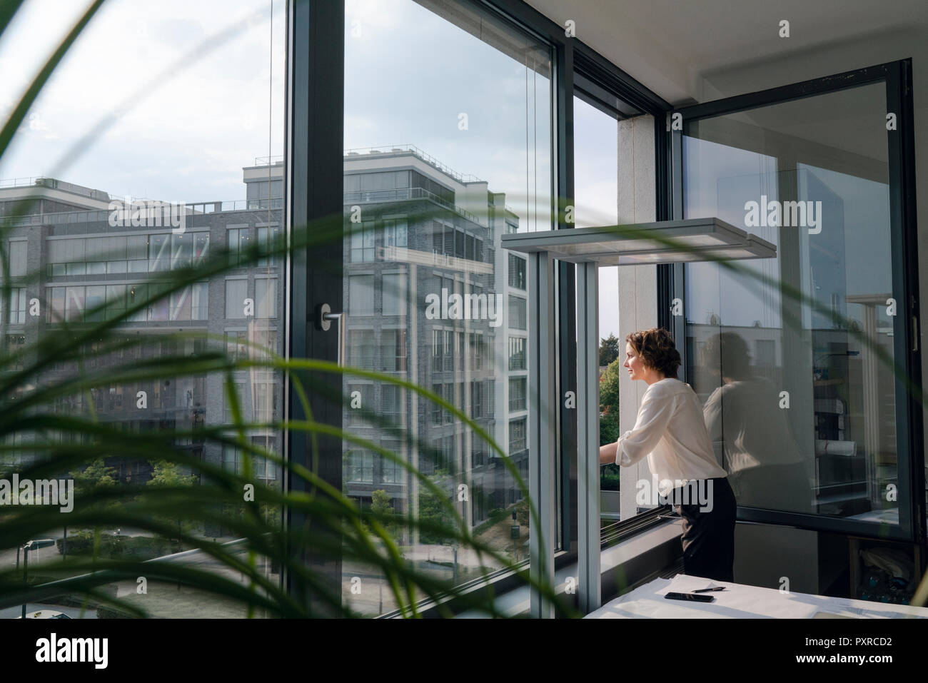 Stand out architecture hi-res stock photography and images - Alamy