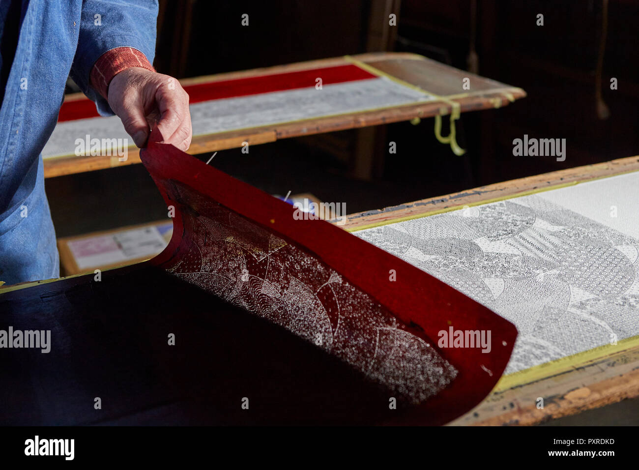 Japanese artisan working in the studio Stock Photo - Alamy