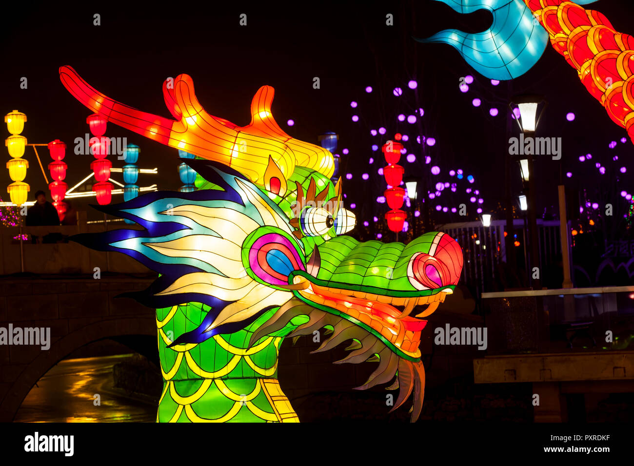 dragon at chinese lantern festival Stock Photo - Alamy