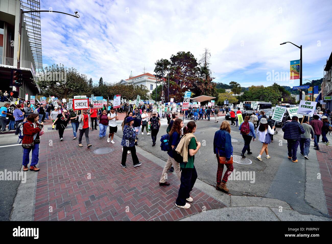 Upte hi-res stock photography and images - Alamy