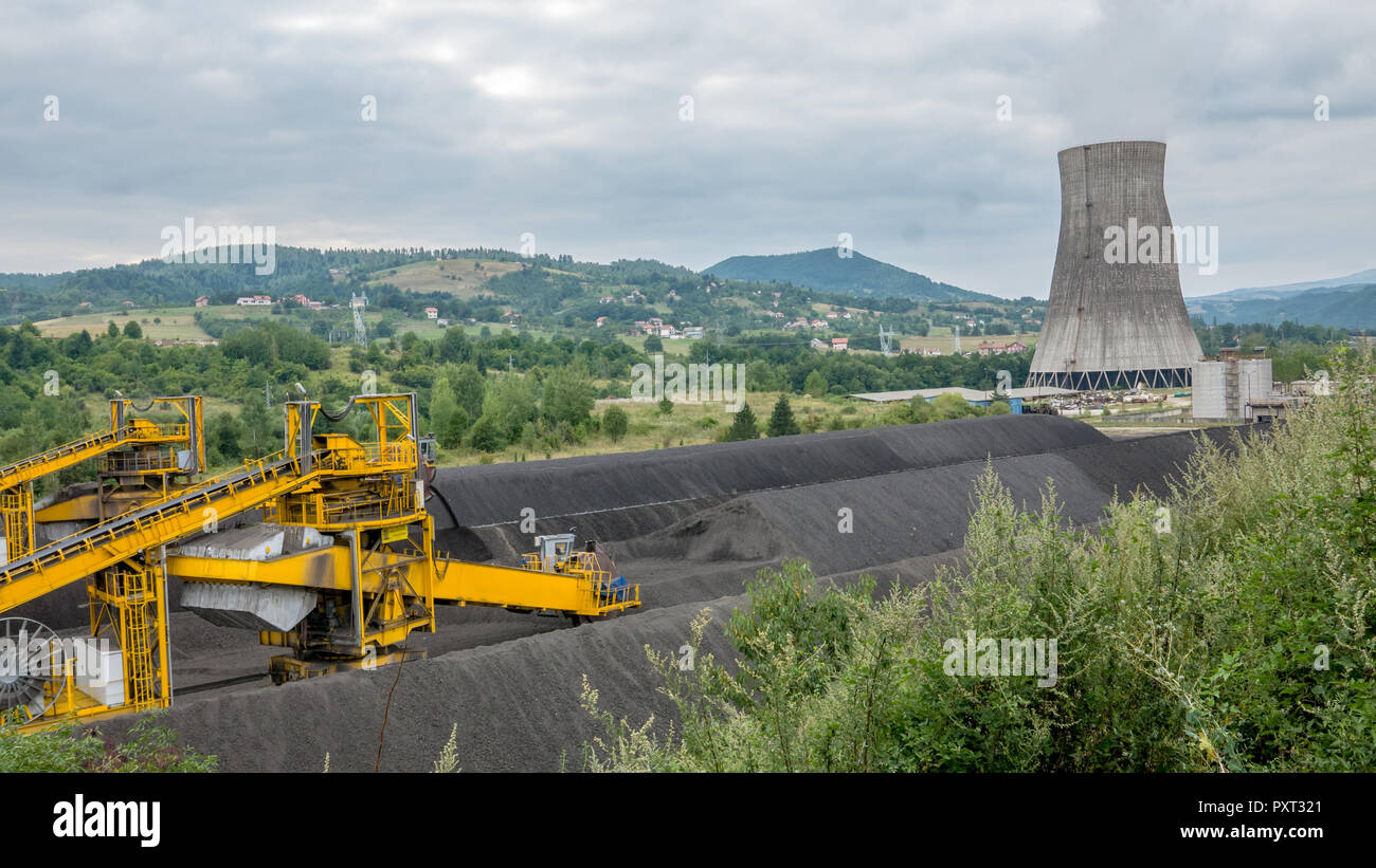 Industrial machines and coal power plant Stock Photo - Alamy