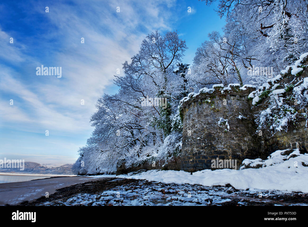 Freezing temps hi-res stock photography and images - Alamy