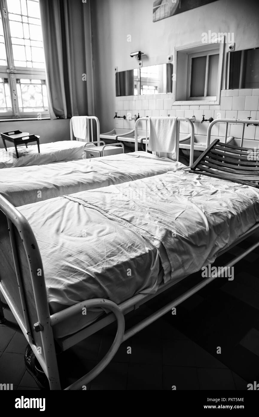 Hospital interior detail Black and White Stock Photos & Images - Alamy