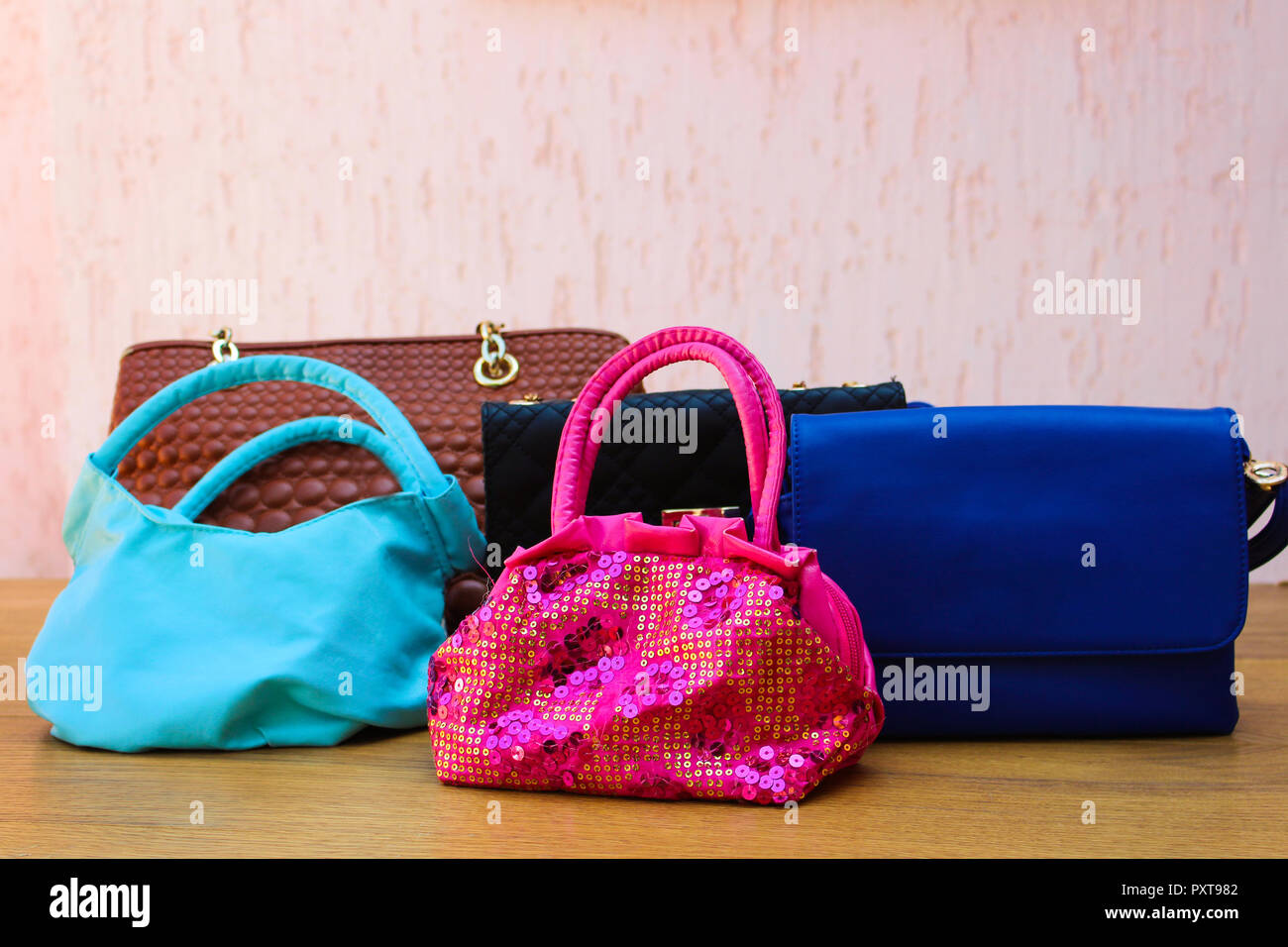 Elegant handbags hi-res stock photography and images - Alamy