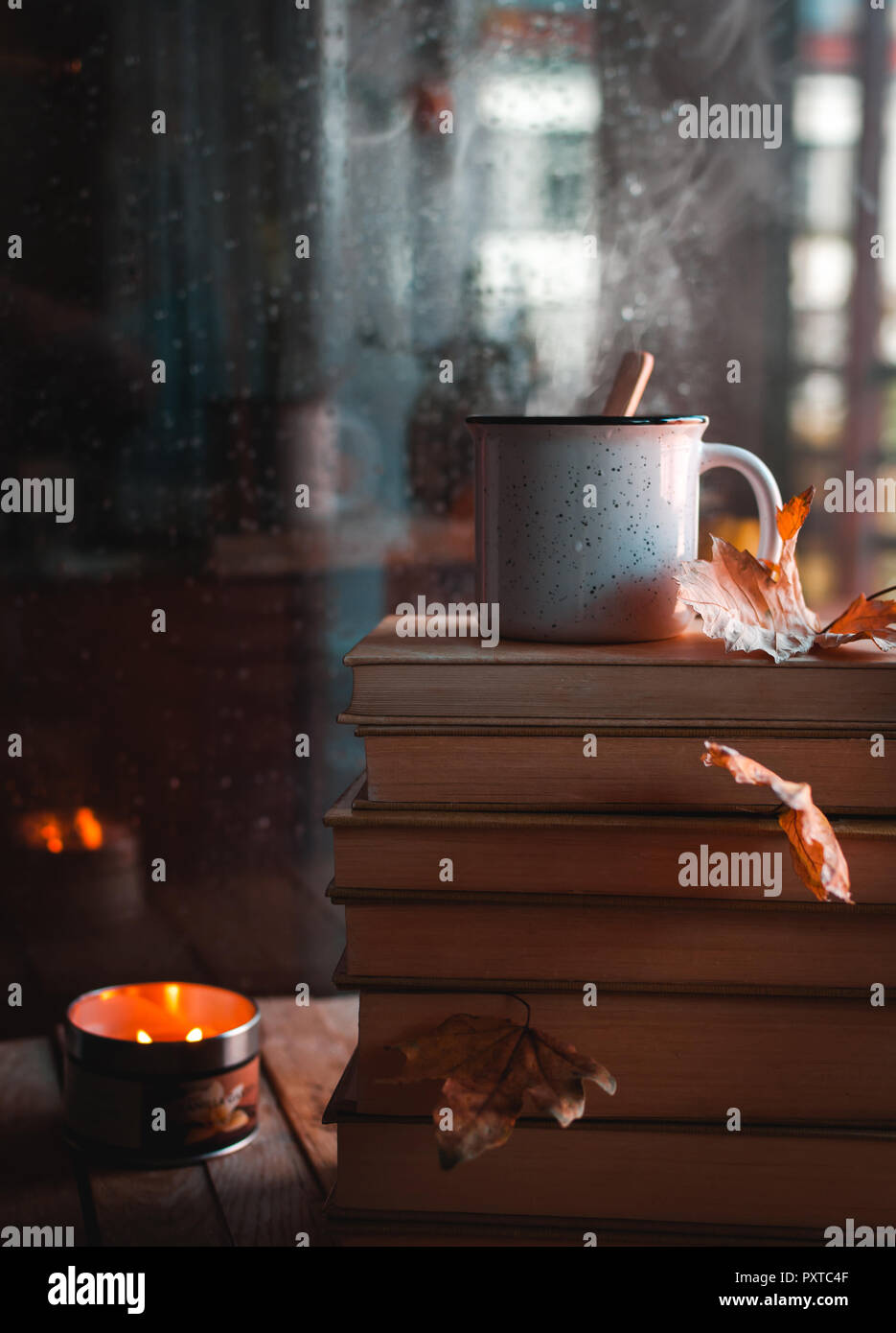 Rainy season tea and rain hi-res stock photography and images - Alamy