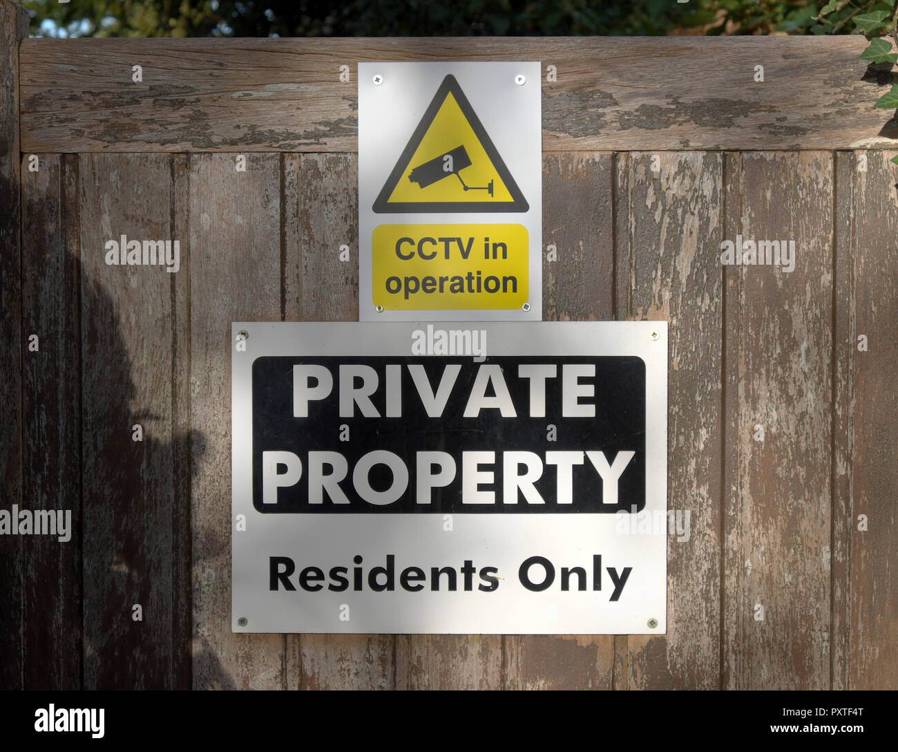 Private Property Residents Only sign Stock Photo - Alamy