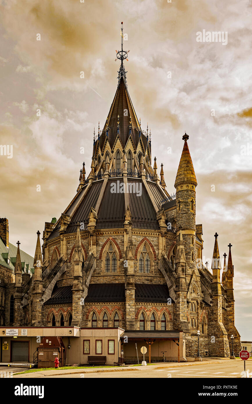 Library of Parliament on Parliament Hill, Ottawa, Canada Stock Photo ...