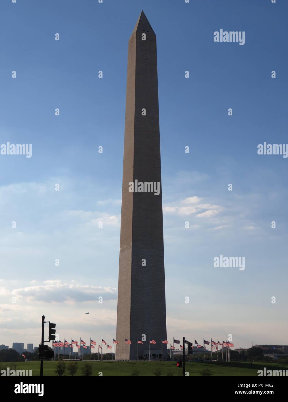 Flags around monument hi-res stock photography and images - Alamy