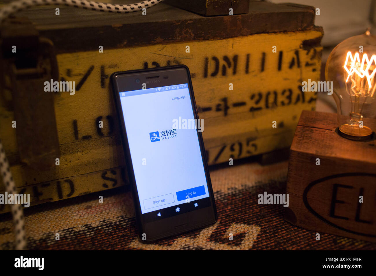 Alipay phone hi-res stock photography and images - Alamy