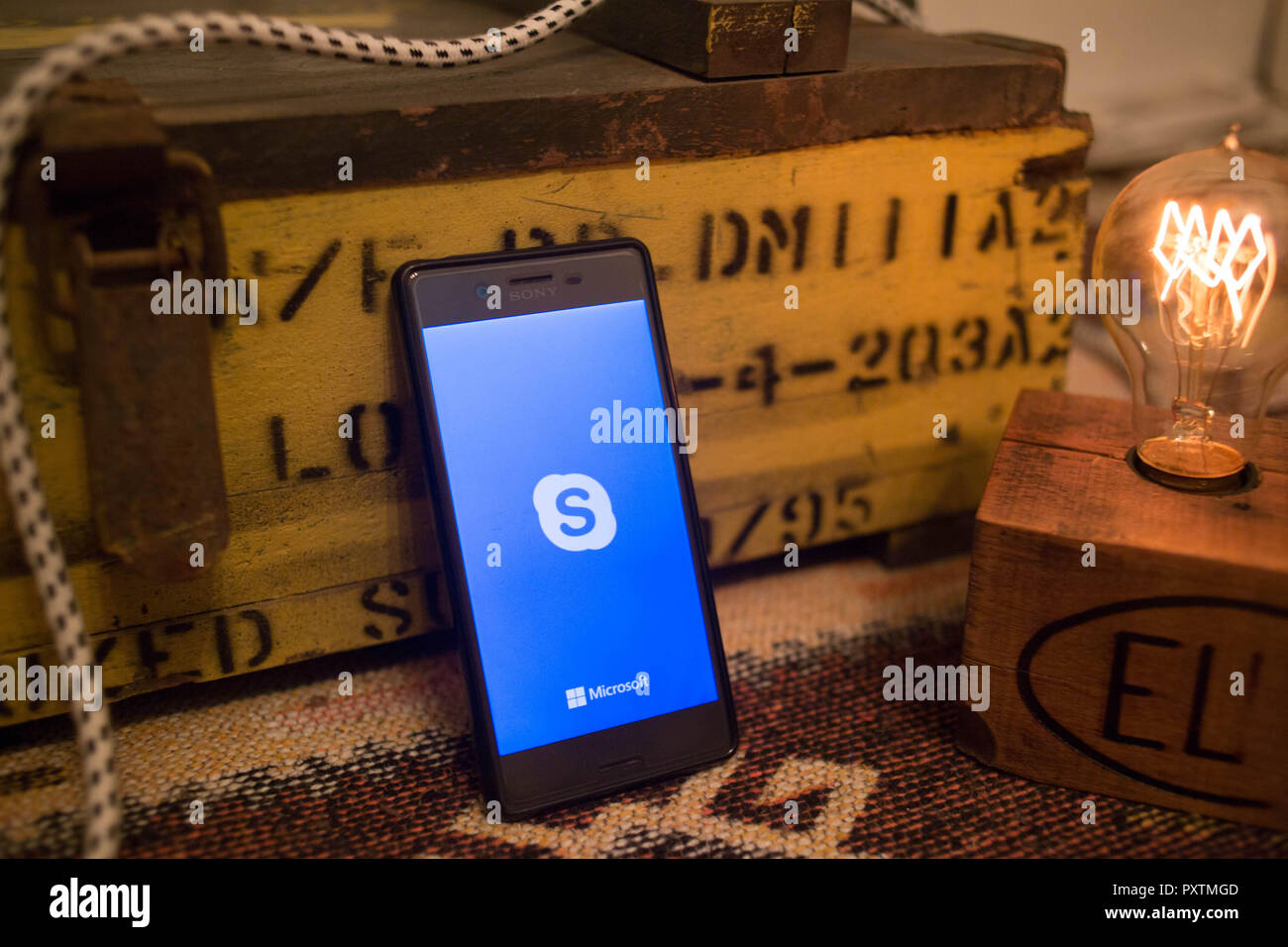 Mobile application economy hi-res stock photography and images - Alamy