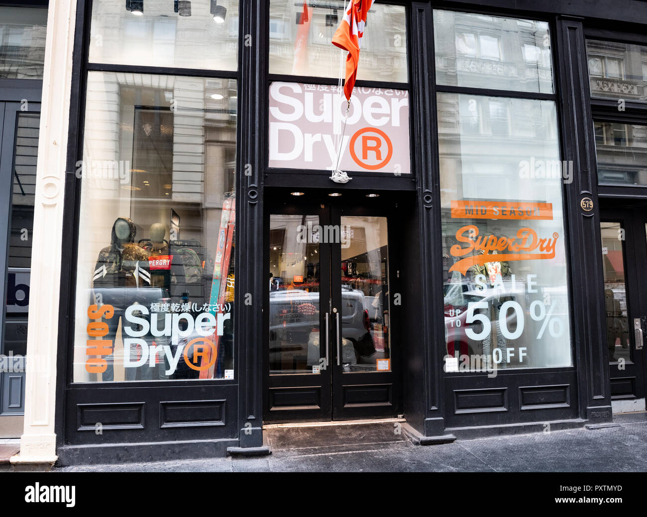 Superdry store hi-res stock photography and images - Alamy