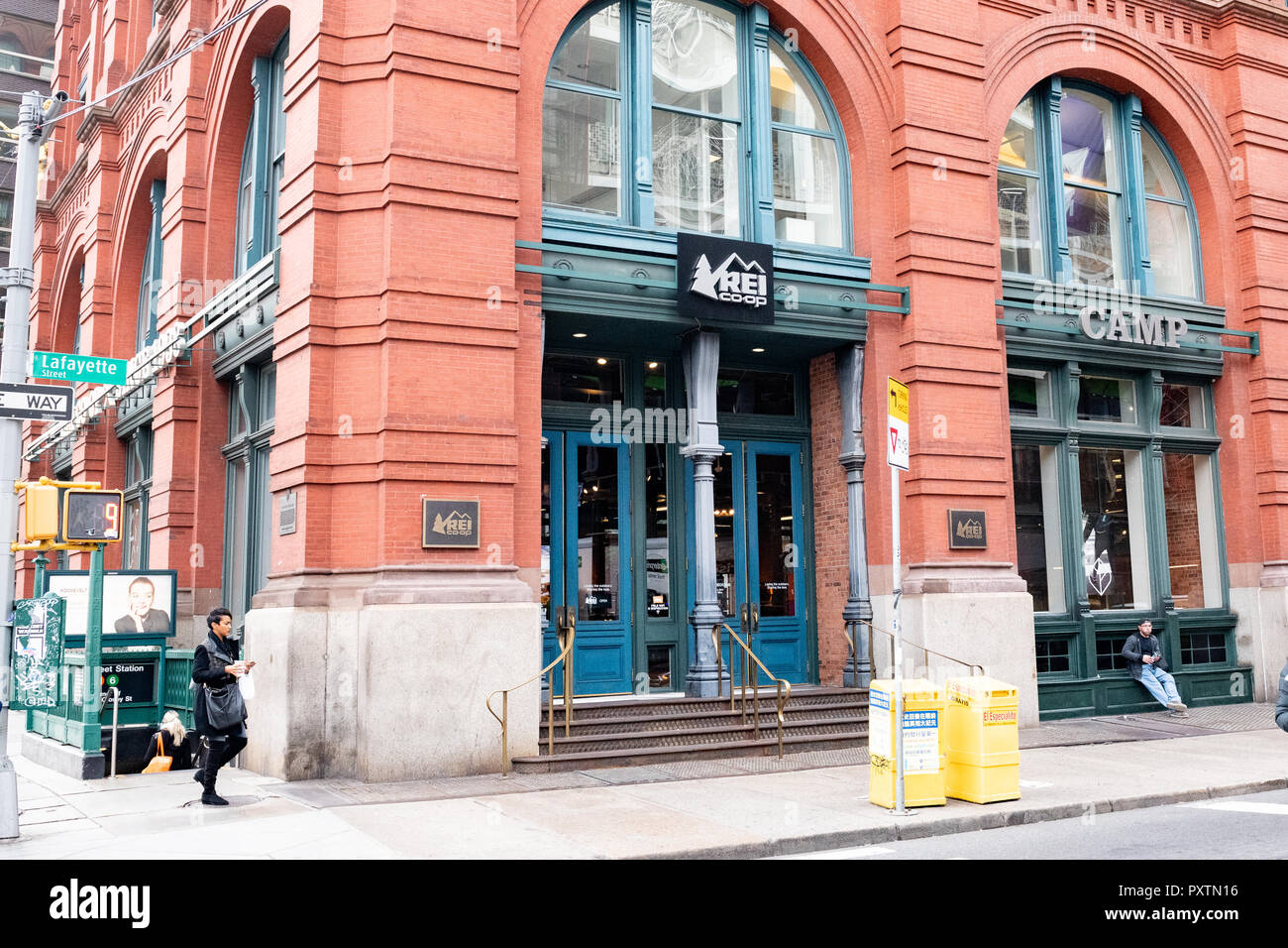 REI (Recreational Equipment, Inc., aka REI Co-op) store in the SoHo ...