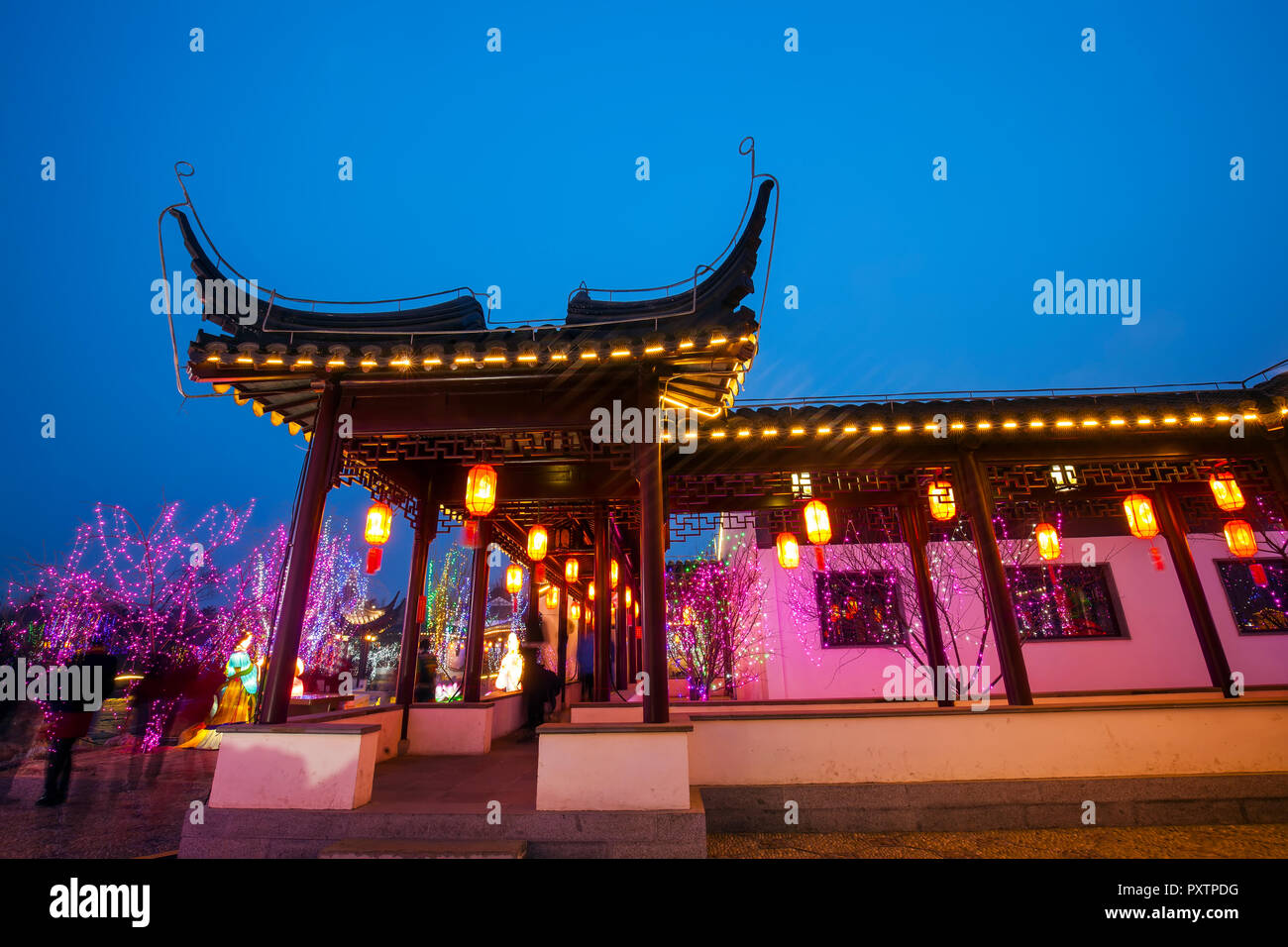 Chinese traditional buildings at night Stock Photo - Alamy