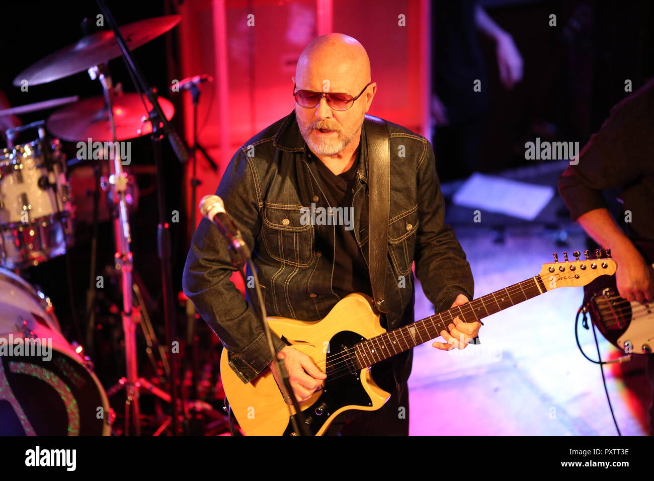 Wishbone ash band hi-res stock photography and images - Alamy